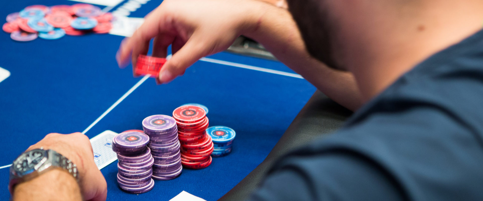 Turnier Poker – Bubble Play als Short Stack | PokerStars School